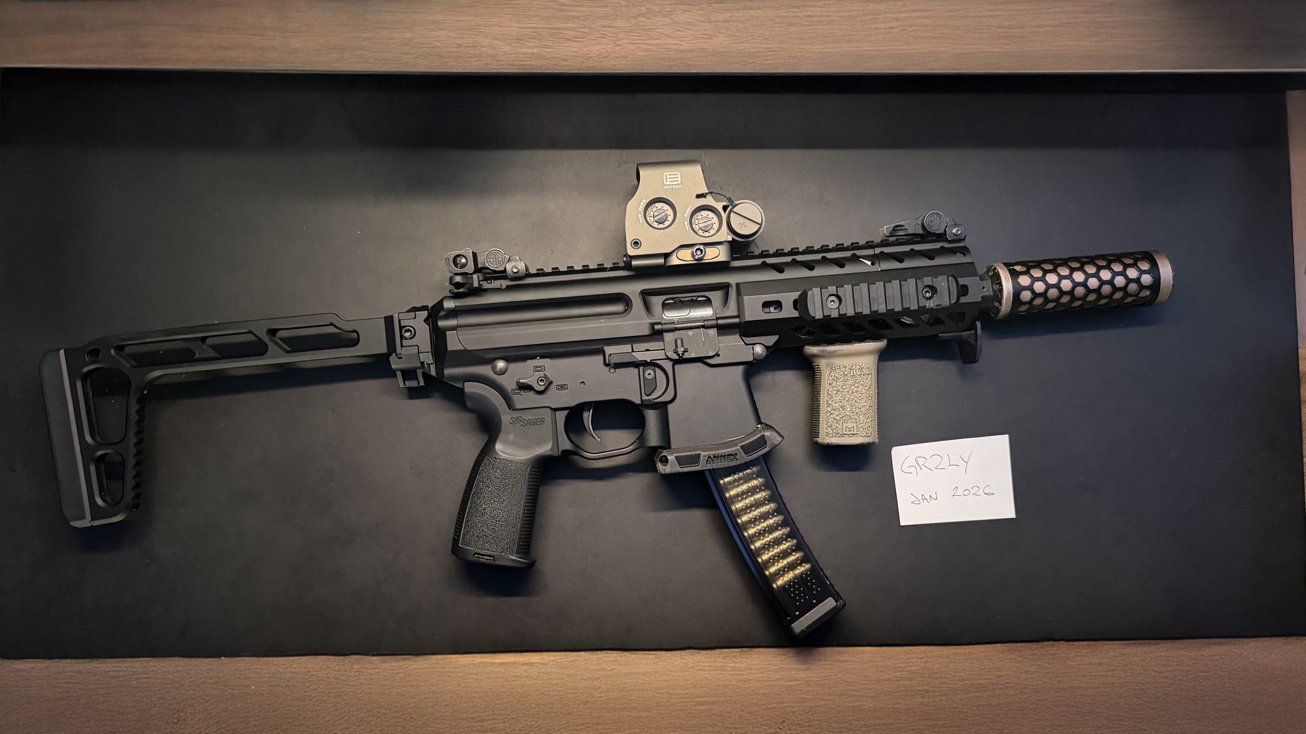 Sig Sauer MPX AEG Fully Licensed by VFC, Full Metal, with trades ...
